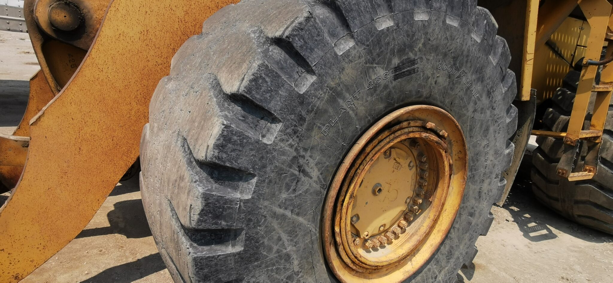 1989 Komatsu WA500-1L Wheel Loader - Active Equipment Sales