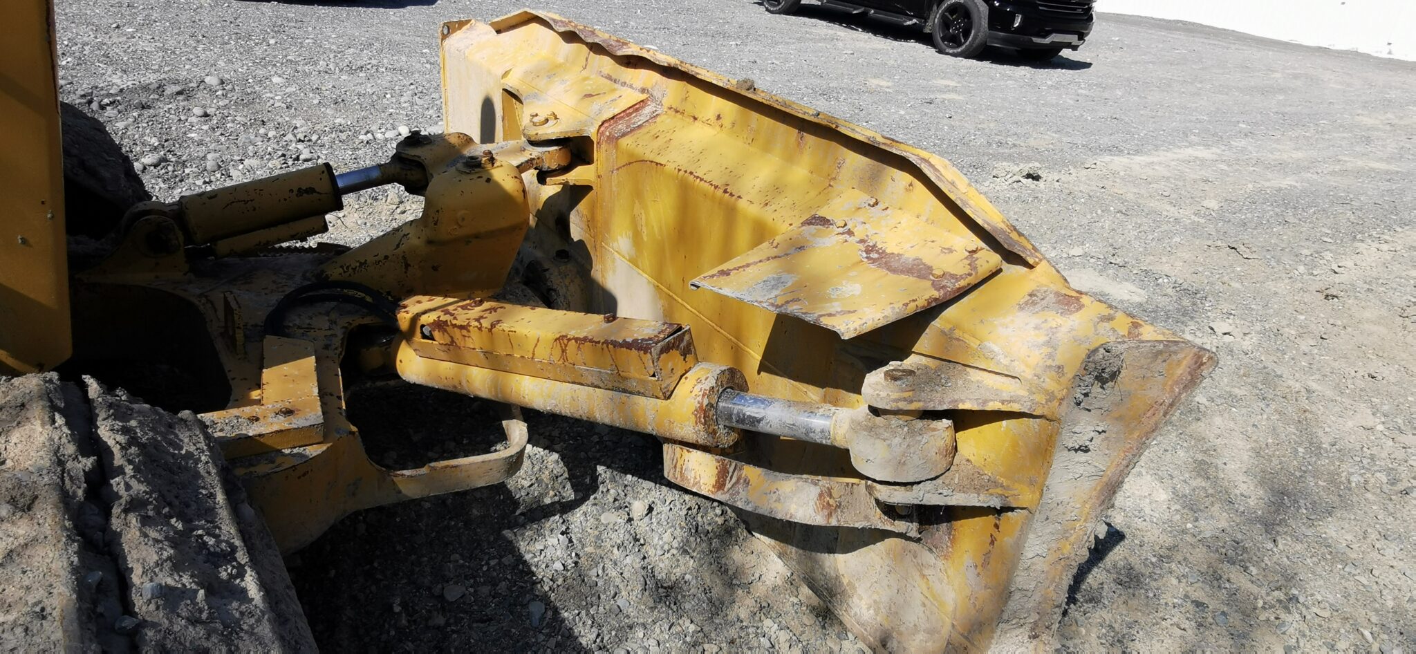 2004 Komatsu D41E-6 Dozer - Active Equipment Sales